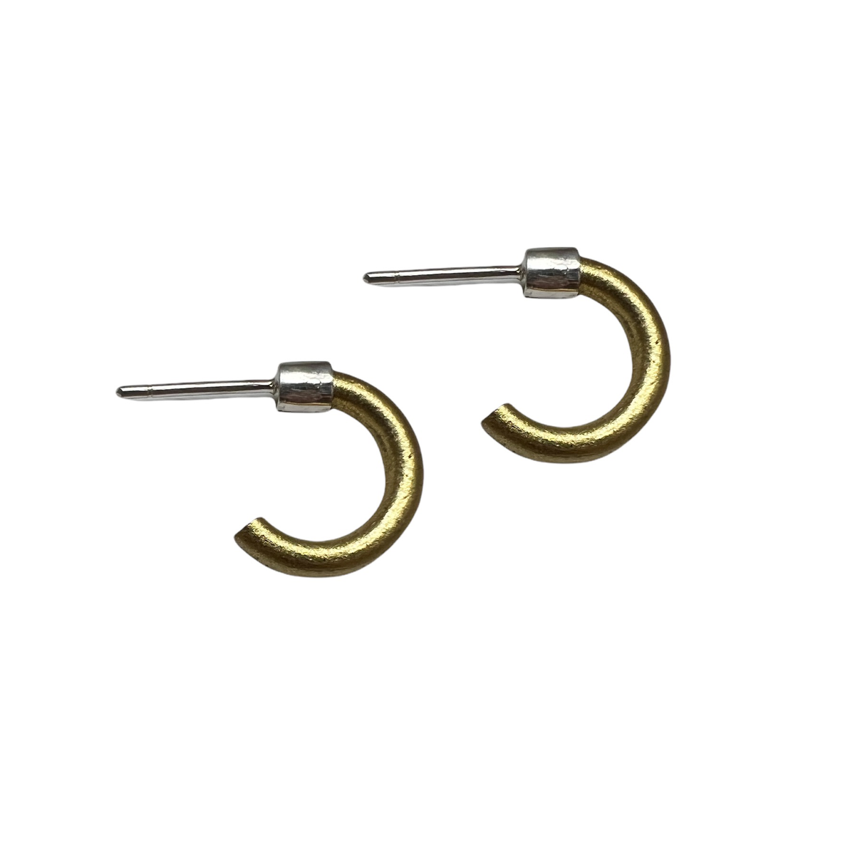 VIRTUOUS CIRCLE MINI HOOPS – ARTICLE22